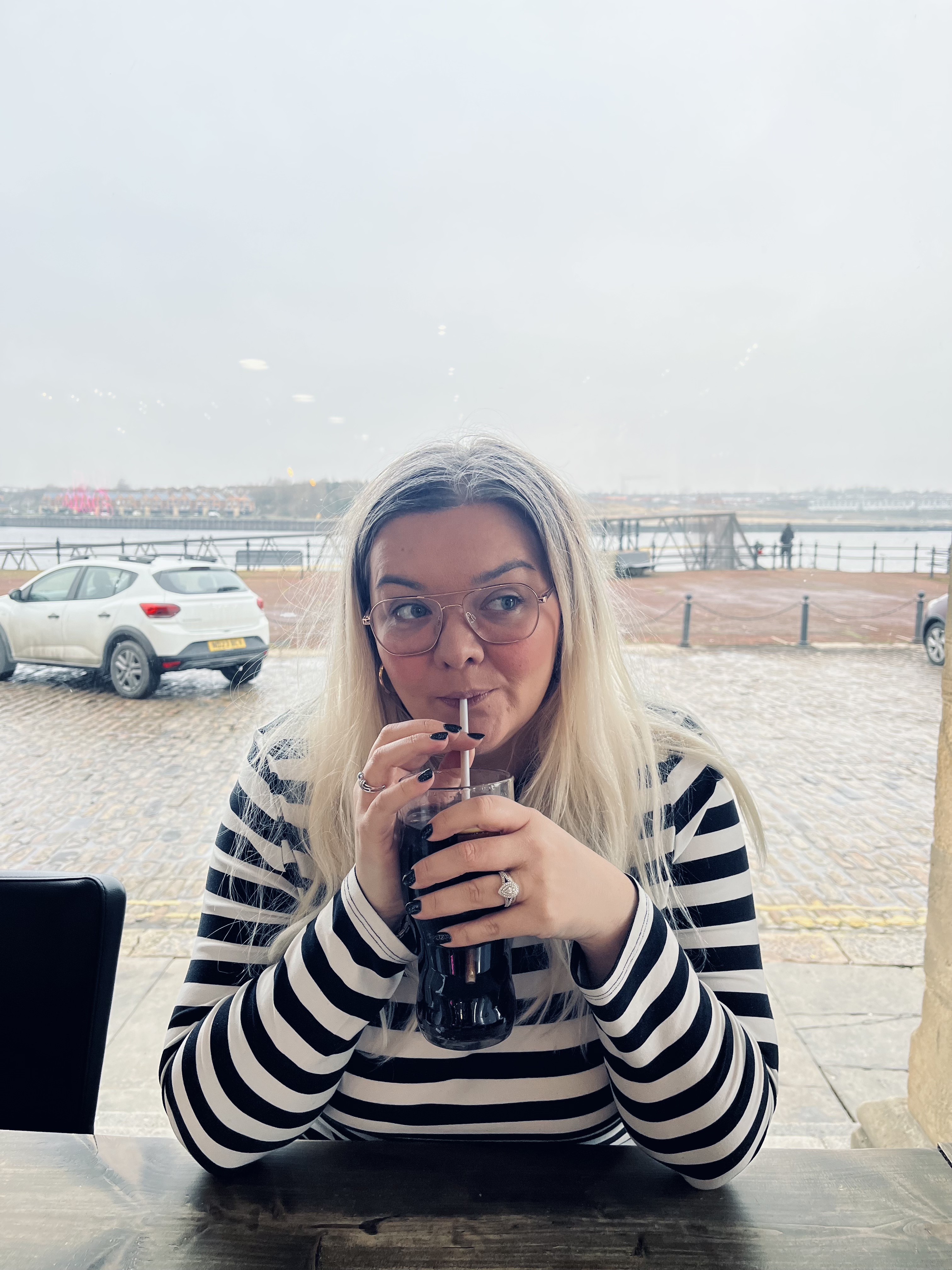 Sunday Lunch at Bella’s, The Customs House – Alex Burgess